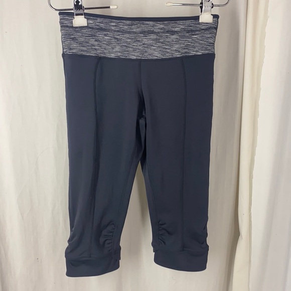 Prana | Pants & Jumpsuits | Prana S Alyson Charcoal Capri Knickers ...